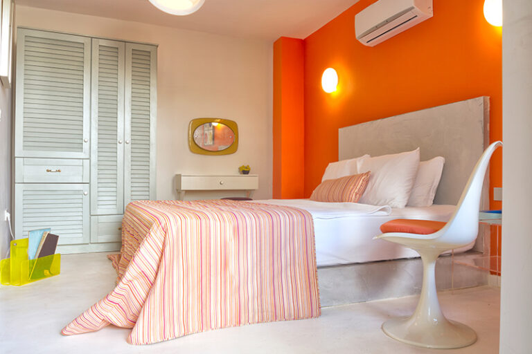 Cupboard Design Ideas for Small Bedrooms with Modern Style