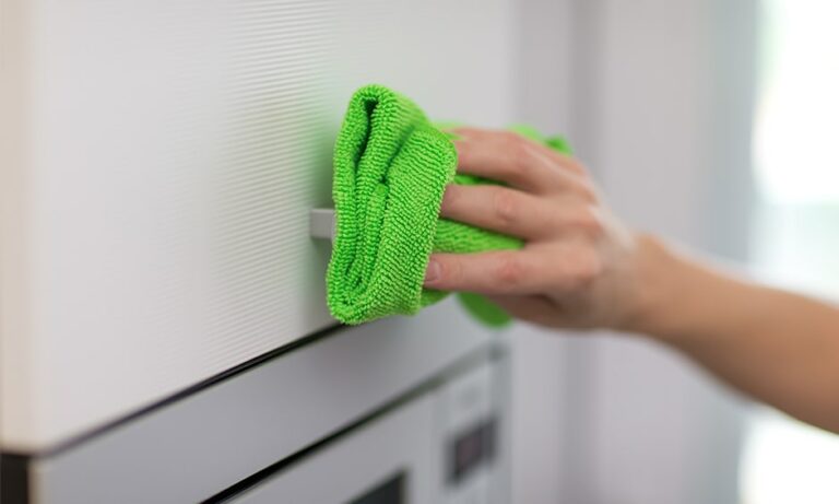 How To Clean Your Kitchen Cabinets | DesignCafe