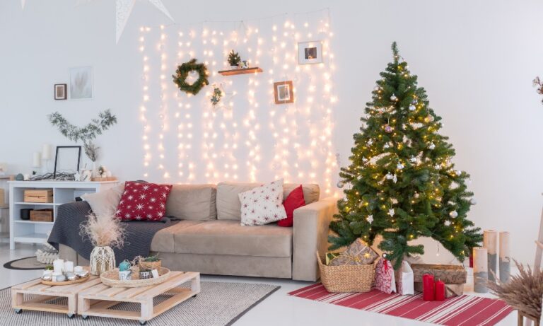 Unique Ideas for Christmas Wall Decor | DesignCafe