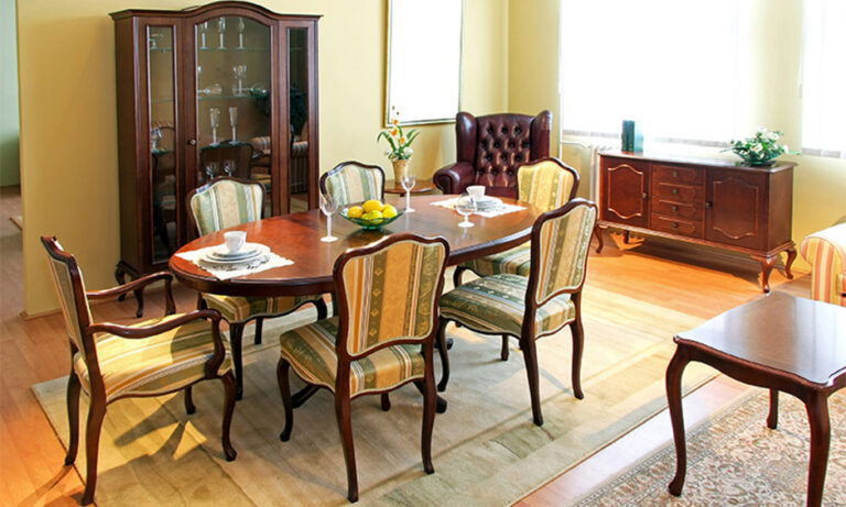 Traditional Dining Table Designs For Your Home | DesignCafe