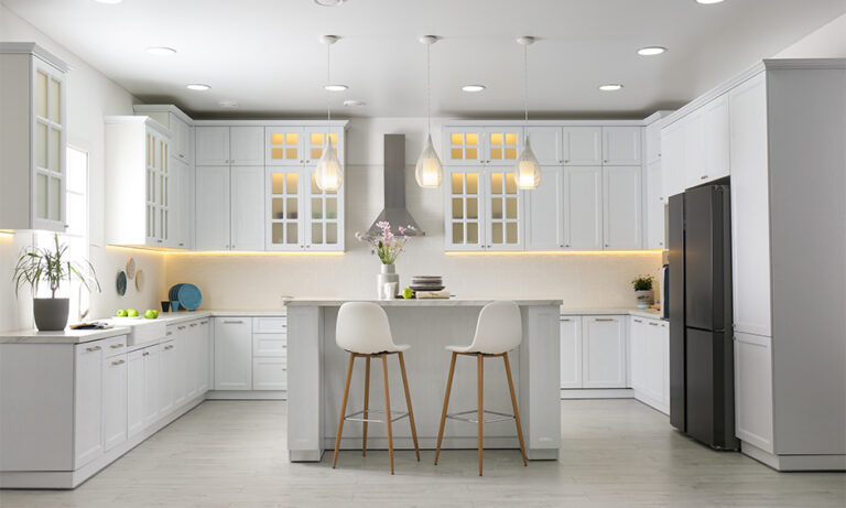 Stylish U Shaped Kitchen With Island: Maximize Space